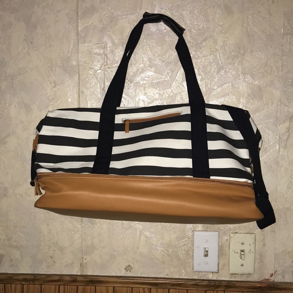DSW | Bags | Large Black White Striped Dsw Weekender Bag | Poshmark